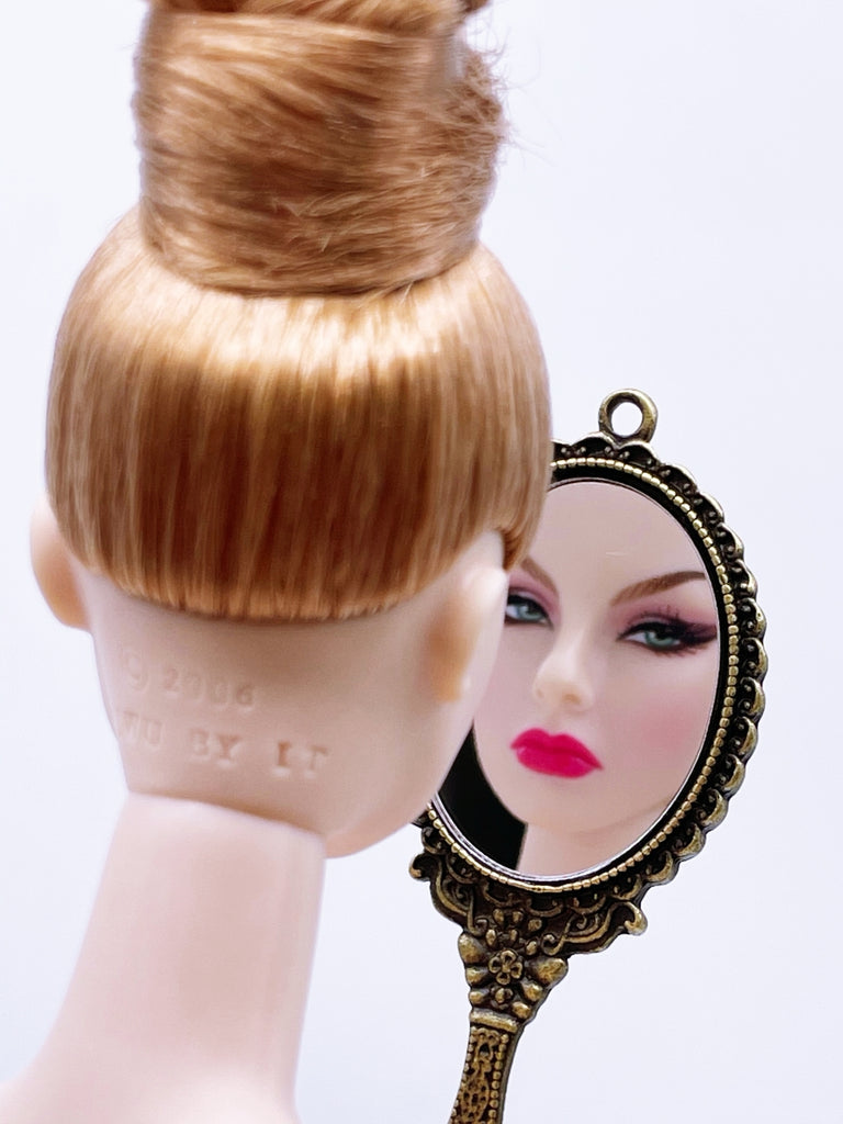 D002 Retro Vintage Style Mirror Doll Miniature Charm Dollhouse Display ...