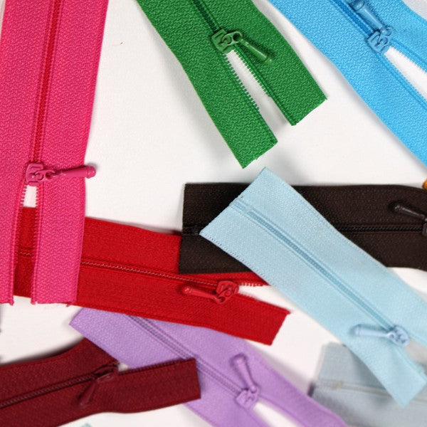 W009 Mini Super Small Zipper Doll Clothes Sewing Craft Supply For 12 ...